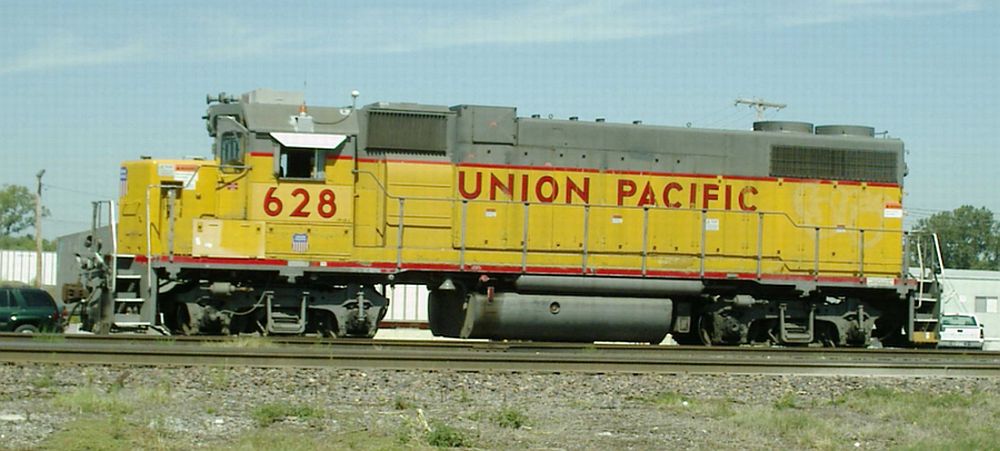 UP GP 38-2 628